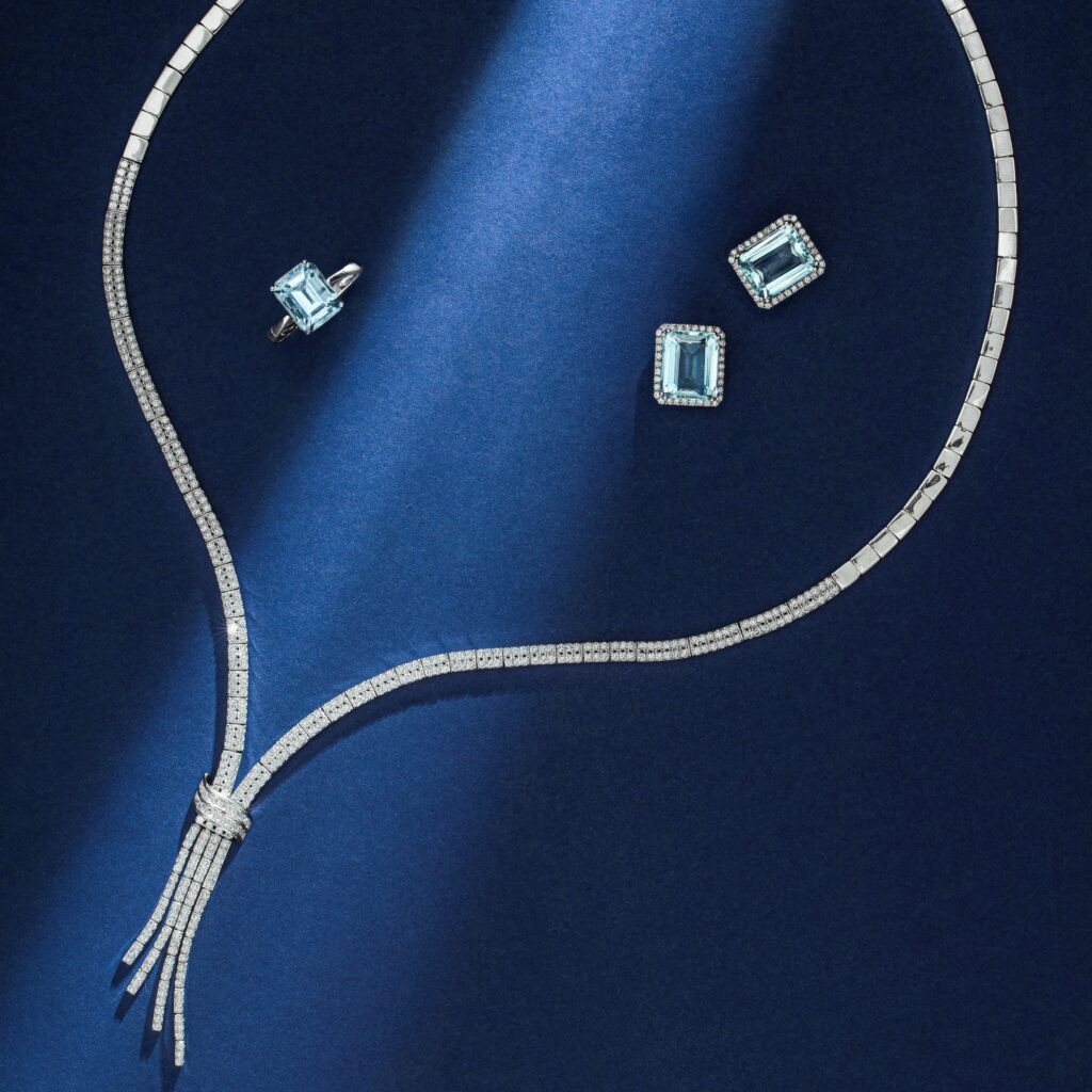 Collar Fran Plata 925 En Forma De V - Mery Satt Joyas