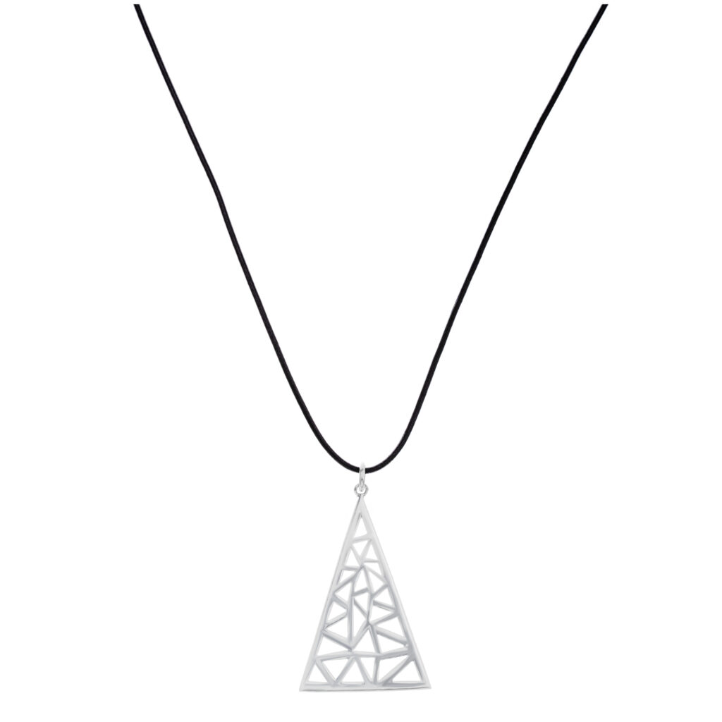 Collar De Triangulo Del Poder En Plata Con Cordon Negro - Mery Satt Joyas